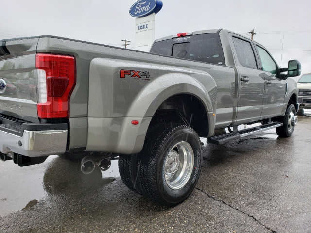 2019 Ford SuperDuty F-350 LARIAT Silver Spruce, 6.7L Power Stroke® V8 ...