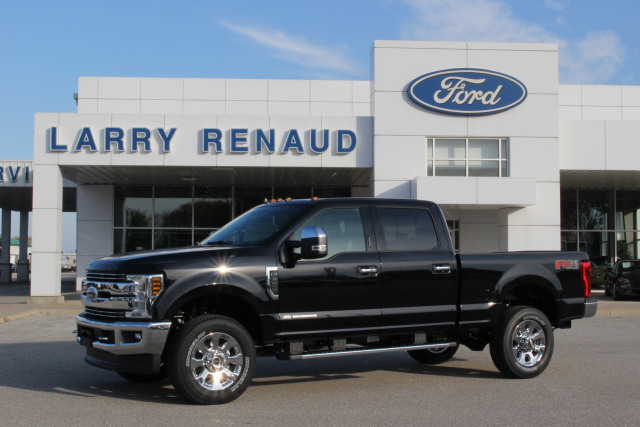 2019 Ford SuperDuty F-350 LARIAT Agate Black, 6.7L Power Stroke® V8 ...