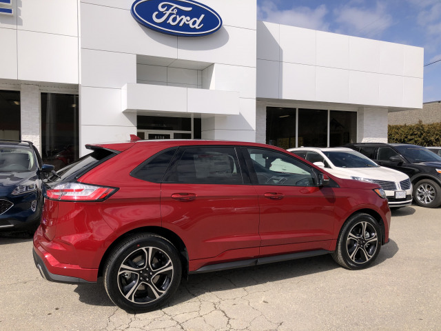 2020 Ford Edge ST Rapid Red, 2.7L V6 EcoBoost® Engine | Kokanee Ford Sales