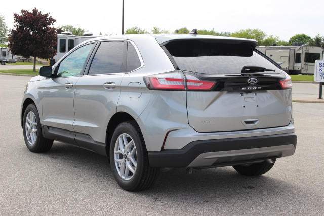 2021 Ford Edge SEL Iconic Silver, 2.0L EcoBoost® Engine | Larry Renaud ...