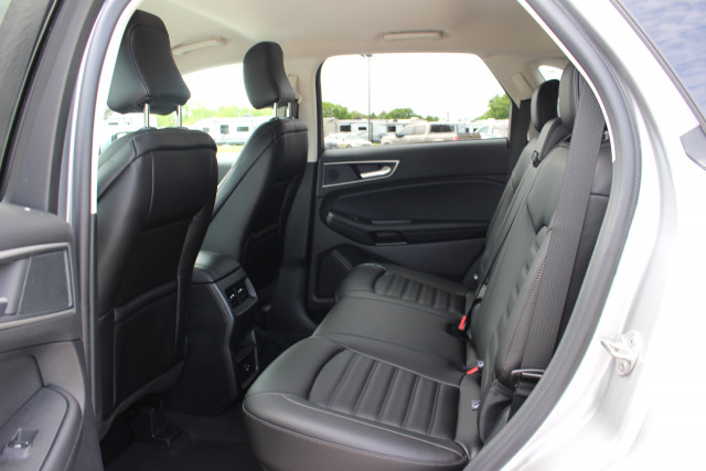 2021 Ford Edge SEL Iconic Silver, 2.0L EcoBoost® Engine | Larry Renaud ...