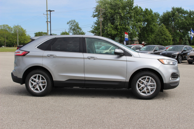 2021 Ford Edge SEL Iconic Silver, 2.0L EcoBoost® Engine | Larry Renaud ...