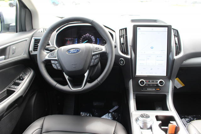 2021 Ford Edge SEL Iconic Silver, 2.0L EcoBoost® Engine | Larry Renaud ...